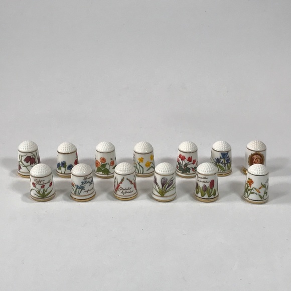 Accents | Thimbles Flowers Floral Franklin Porcelain Set | Poshmark